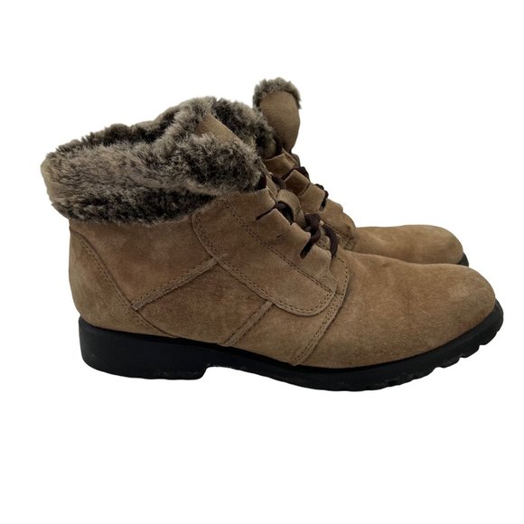 Cobbie Cuddlers | Shoes | Cobbie Cuddlers Womens 85k Leather Winter ...